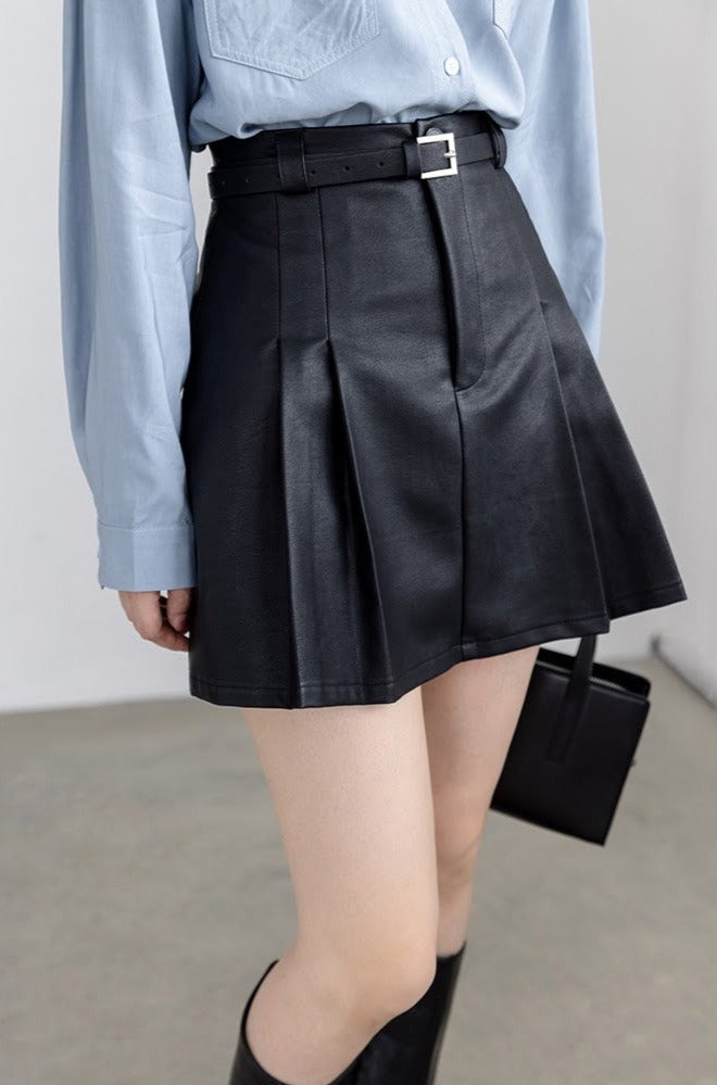 「EGGKA」 – CRAMMY